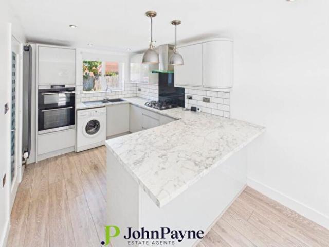 3 Bedroom Semi Detached House To Rent In Chaceley Close, Walsgrave, Coventry, CV2