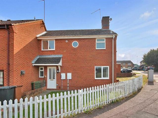 3 Bedroom Semi Detached House To Rent In Charles Street, Wellingborough, NN8