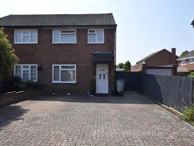 3 Bedroom Semi Detached House To Rent In Charney Avenue, Abingdon, Oxfordshire, OX14