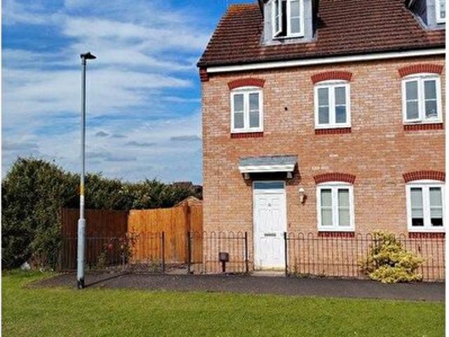 3 Bedroom Semi Detached House To Rent In Chequers Close, Corby, NN18