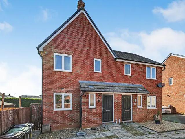 3 Bedroom Semi Detached House To Rent In Chimney Crescent, Irthlingborough, NN9