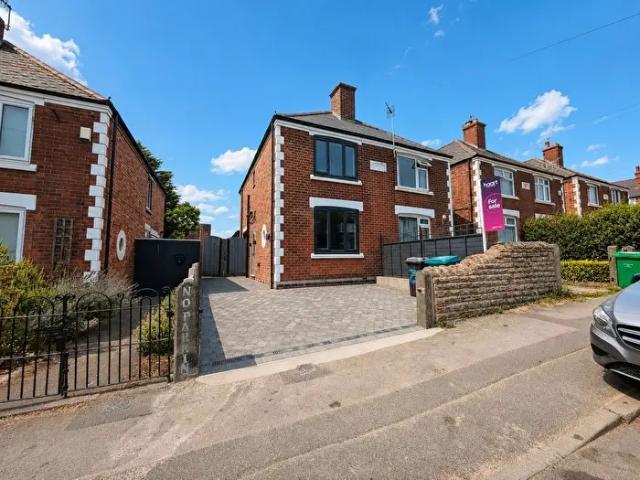 3 Bedroom Semi Detached House To Rent In Churchfield Lane, Nottingham, NG7