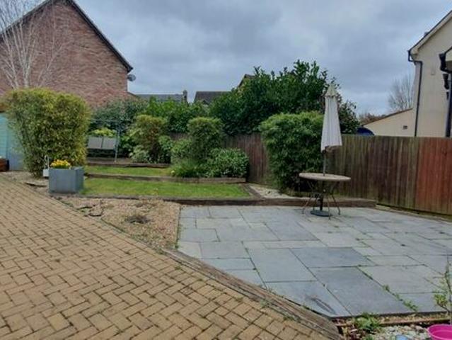 3 Bedroom Semi Detached House To Rent In Colindale Street, Milton Keynes, MK10