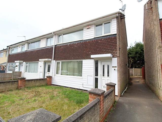 3 Bedroom Semi Detached House To Rent In Cranwell Road, Strelley, NG8