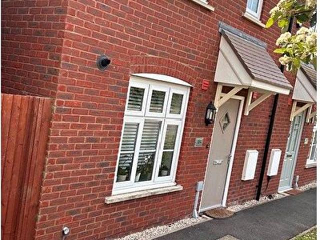 3 Bedroom Semi Detached House To Rent In Cranley Crescent, Aylesbury, HP19