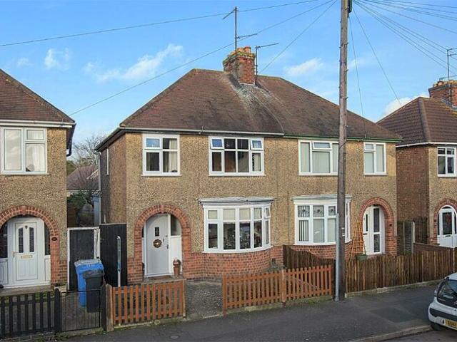 3 Bedroom Semi Detached House To Rent In Dunkirk Avenue, Desborough, Northamptonshire, NN14