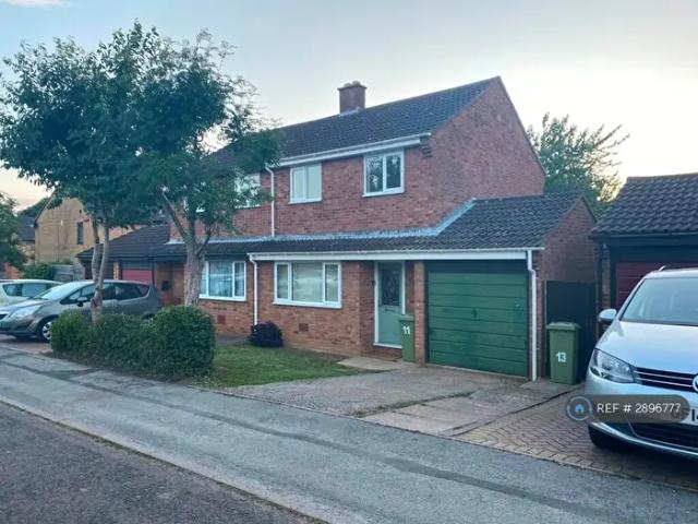 3 Bedroom Semi Detached House To Rent In Edrich Avenue, Milton Keynes, MK6
