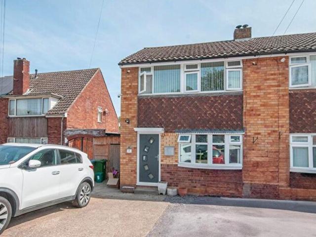 3 Bedroom Semi Detached House To Rent In Epsom Road, Rugby, CV22