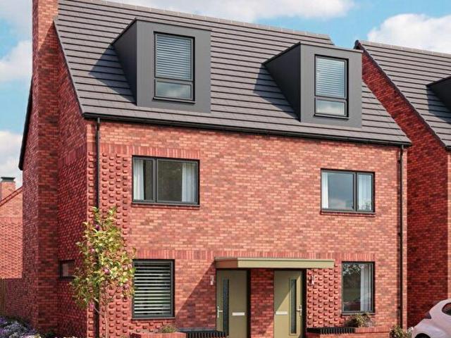 3 Bedroom Semi Detached House To Rent In Eredine Crescent, Milton Keynes, Buckinghamshire, MK5