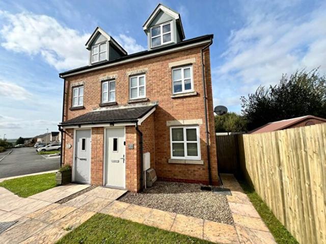 3 Bedroom Semi Detached House To Rent In Erwau'r Garn, Carway, Kidwelly, SA17