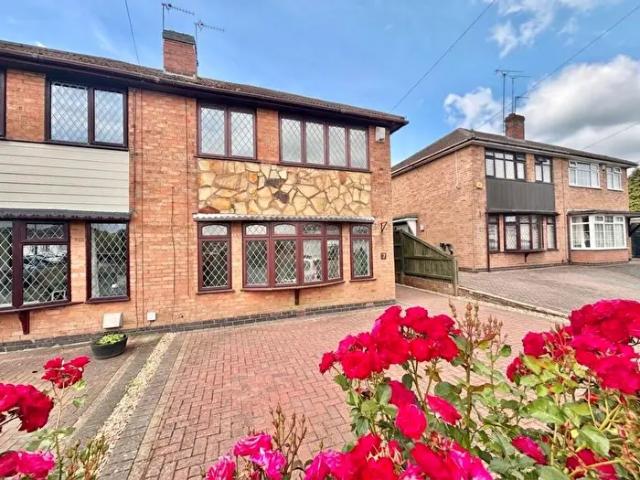 3 Bedroom Semi Detached House To Rent In Florence Close, Bedworth, CV12