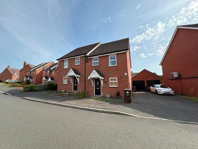3 Bedroom Semi Detached House To Rent In Glebe Road, Northampton, NN2