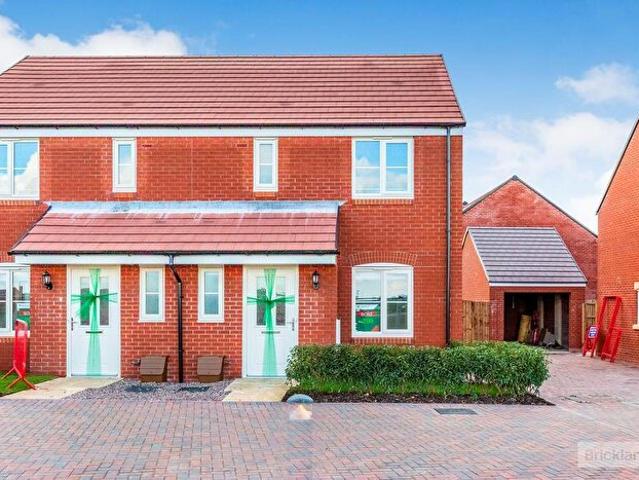 3 Bedroom Semi Detached House To Rent In Goshawk Close, Rothwell, Kettering, Northamptonshire, NN14