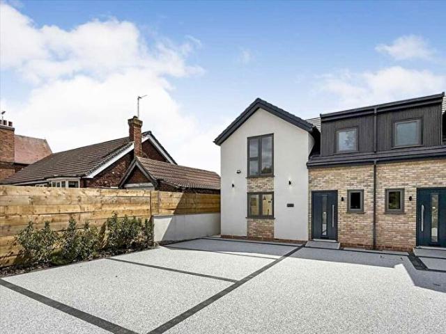 3 Bedroom Semi Detached House To Rent In Grantham Road, Radcliffe On Trent, Nottingham, NG12