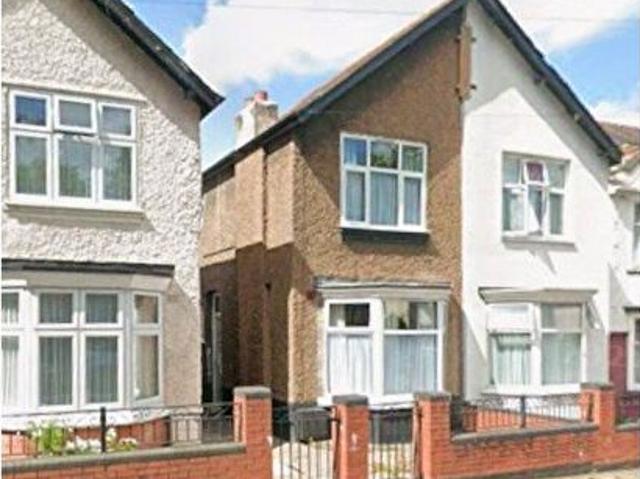 3 Bedroom Semi Detached House To Rent In Humberstone Drive, Leicester, LE5