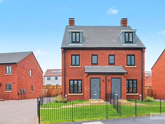3 Bedroom Semi Detached House To Rent In Hanafey Way, Northampton, NN5