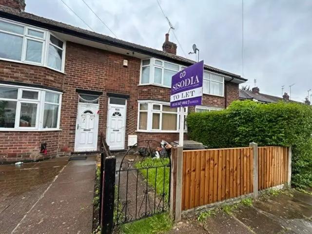 3 Bedroom Semi Detached House To Rent In Harrington Street, Leicester, LE4