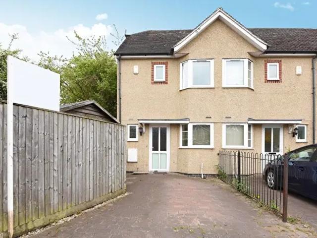 3 Bedroom Semi Detached House To Rent In Headley Way, Headington, OX3