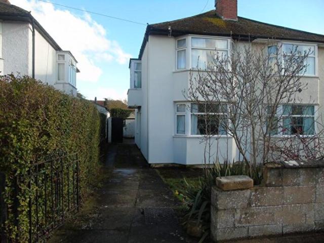 3 Bedroom Semi Detached House To Rent In Hendred Street *Student* Double Bedrooms, OX4