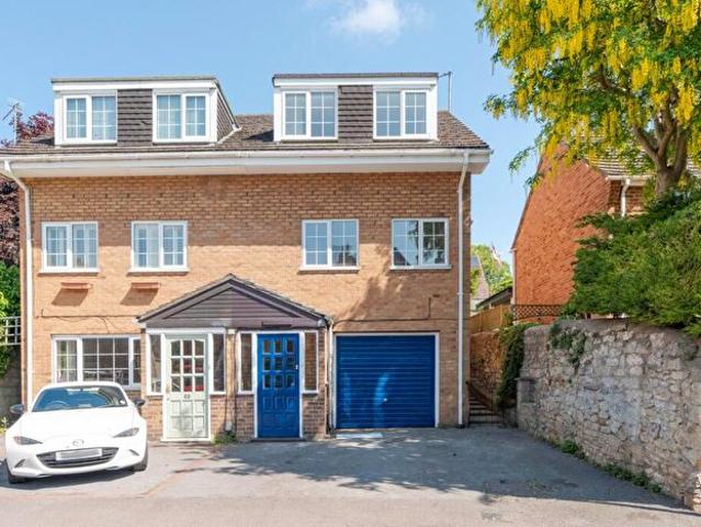 3 Bedroom Semi Detached House To Rent In High Street, Wheatley, OX33