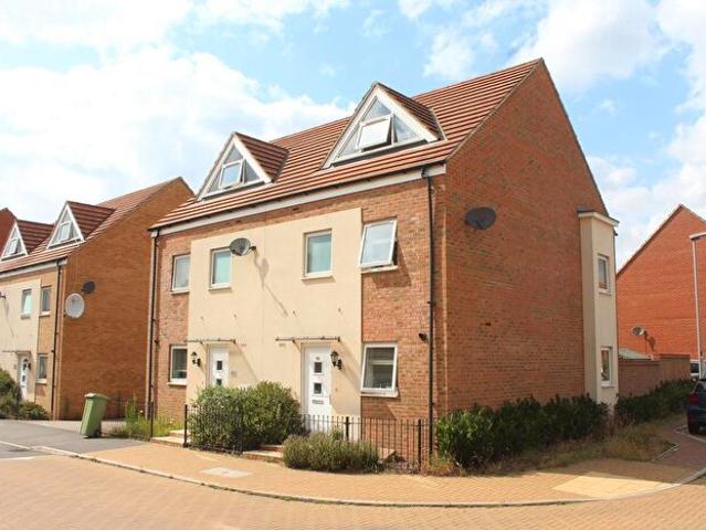 3 Bedroom Semi Detached House To Rent In Highland Drive, Broughton, MK10