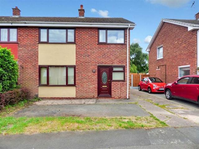 3 Bedroom Semi Detached House To Rent In Iveagh Close, Measham, Swadlincote, DE12