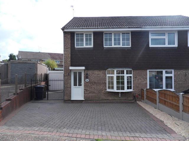 3 Bedroom Semi Detached House To Rent In Ilford Close, Shipley View, Ilkeston, DE7