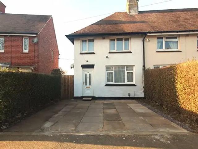 3 Bedroom Semi Detached House To Rent In Jubilee Crescent, Wellingborough, NN8