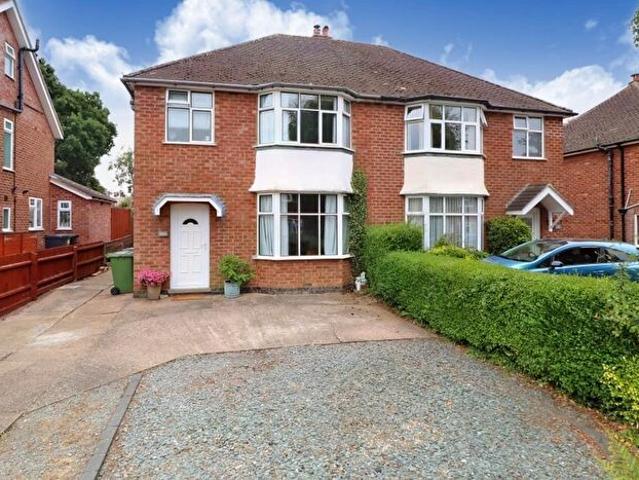 3 Bedroom Semi Detached House To Rent In Kinross Road, Leamington Spa, CV32