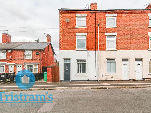 3 Bedroom Semi Detached House To Rent In Liddington Street, Nottingham, NG7