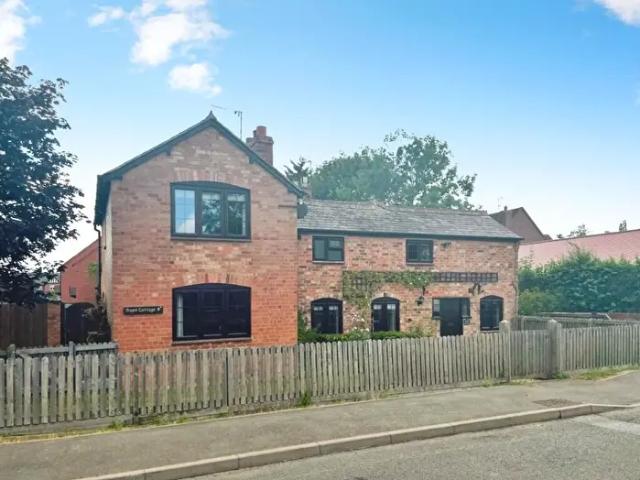 3 Bedroom Semi Detached House To Rent In Long Marston, Stratford upon Avon, CV37