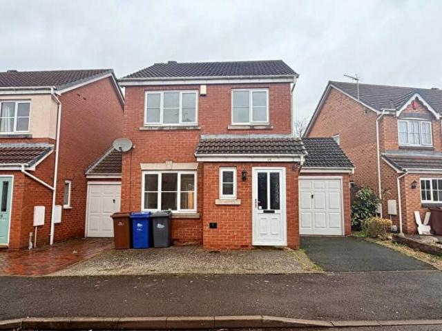 3 Bedroom Semi Detached House To Rent In Pershore Drive, Branston, Burton on Trent, Staffordshire, DE14