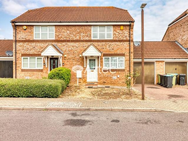 3 Bedroom Semi Detached House To Rent In Plymouth Grove, Tattenhoe, Milton Keynes, MK4