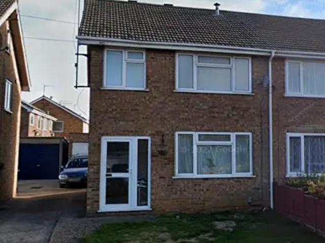3 Bedroom Semi Detached House To Rent In Queensway, Burton Latimer, Kettering, NN15