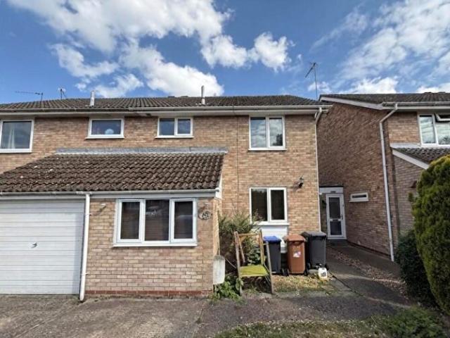 3 Bedroom Semi Detached House To Rent In Ryeland Road, Duston, Northampton, NN5
