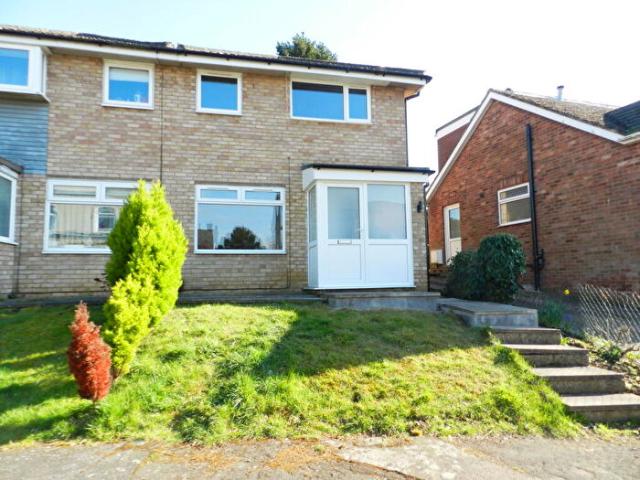 3 Bedroom Semi Detached House To Rent In Regent Street, Finedon, North Northamptonshire, NN9