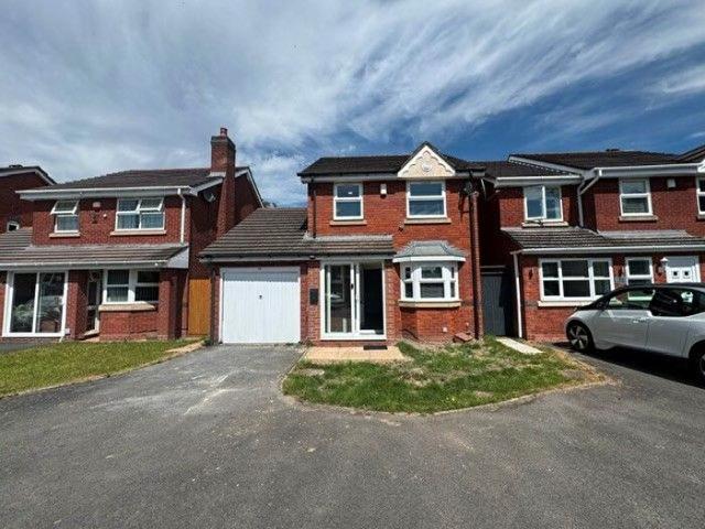 3 Bedroom Semi Detached House To Rent In Rowan Drive, Birmingham, B28