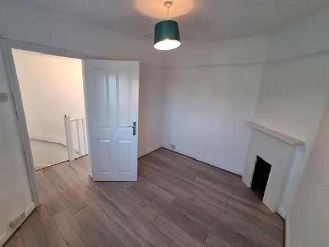 3 Bedroom Semi Detached House To Rent In Stonehaven Road, Aylesbury, HP19
