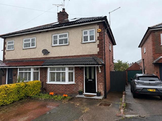 3 Bedroom Semi Detached House To Rent In Sutton Drive, Shelton Lock, Derby, DE24
