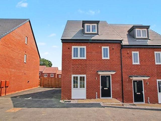 3 Bedroom Semi Detached House To Rent In, Sedge Close, Northampton, NN7