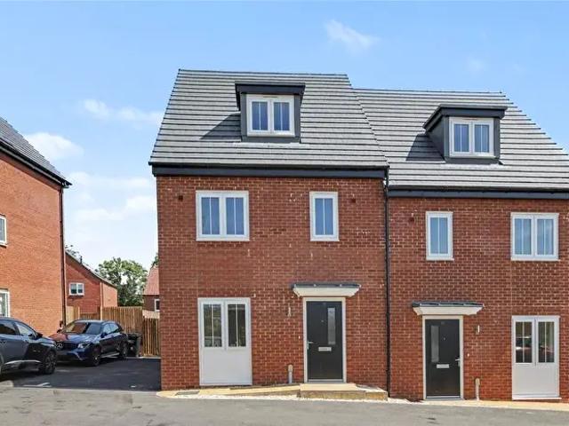 3 Bedroom Semi Detached House To Rent In Sedge Close, Harpole, Northampton, NN7