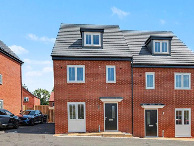 3 Bedroom Semi Detached House To Rent In Sedge Close, Harpole, Northampton, NN7