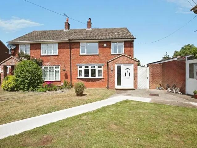 3 Bedroom Semi Detached House To Rent In Spinney Close, Radley, Abingdon, OX14