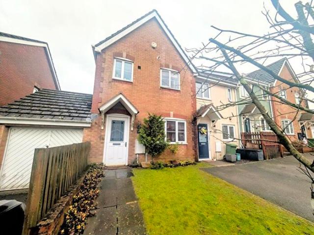 3 Bedroom Semi Detached House To Rent In Terry's Way, Llanharan, Pontyclun, CF72