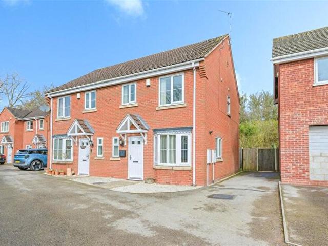3 Bedroom Semi Detached House To Rent In The Croft, Measham, Swadlincote, DE12