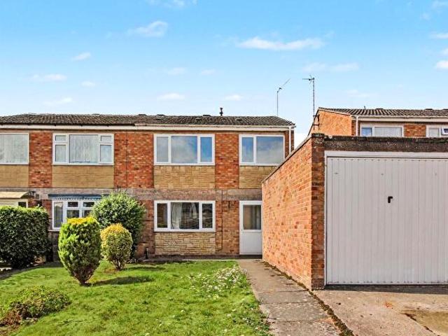 3 Bedroom Semi Detached House To Rent In, Torrington Crescent, Wellingborough, NN8
