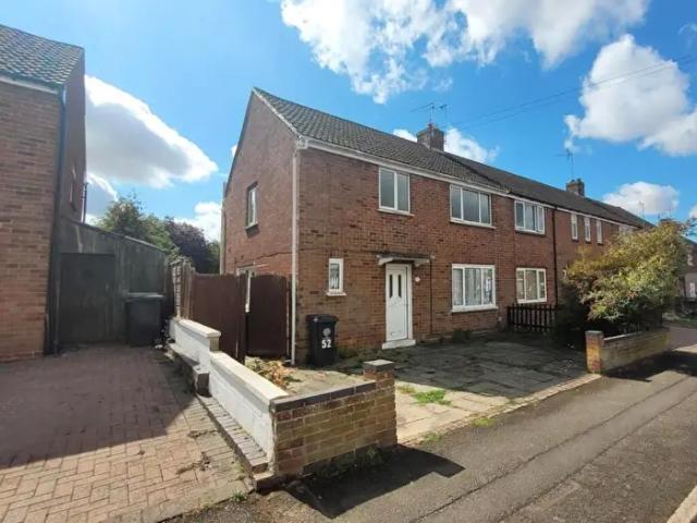 3 Bedroom Semi Detached House To Rent In Upper Queen Street, Rushden, Northamptonshire, NN10