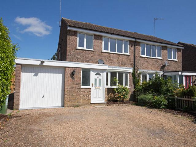 3 Bedroom Semi Detached House To Rent In Waggoners Way, Bugbrooke, Northampton, NN7