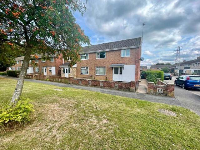 3 Bedroom Semi Detached House To Rent In Warminster Close, Corby, NN18