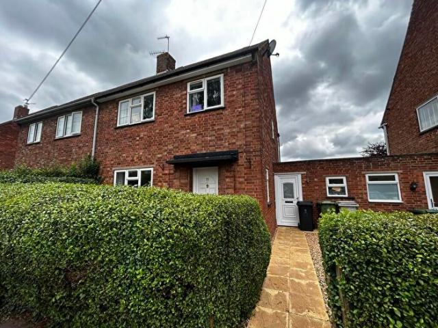 3 Bedroom Semi Detached House To Rent In Westfield Avenue, Oakham, LE15